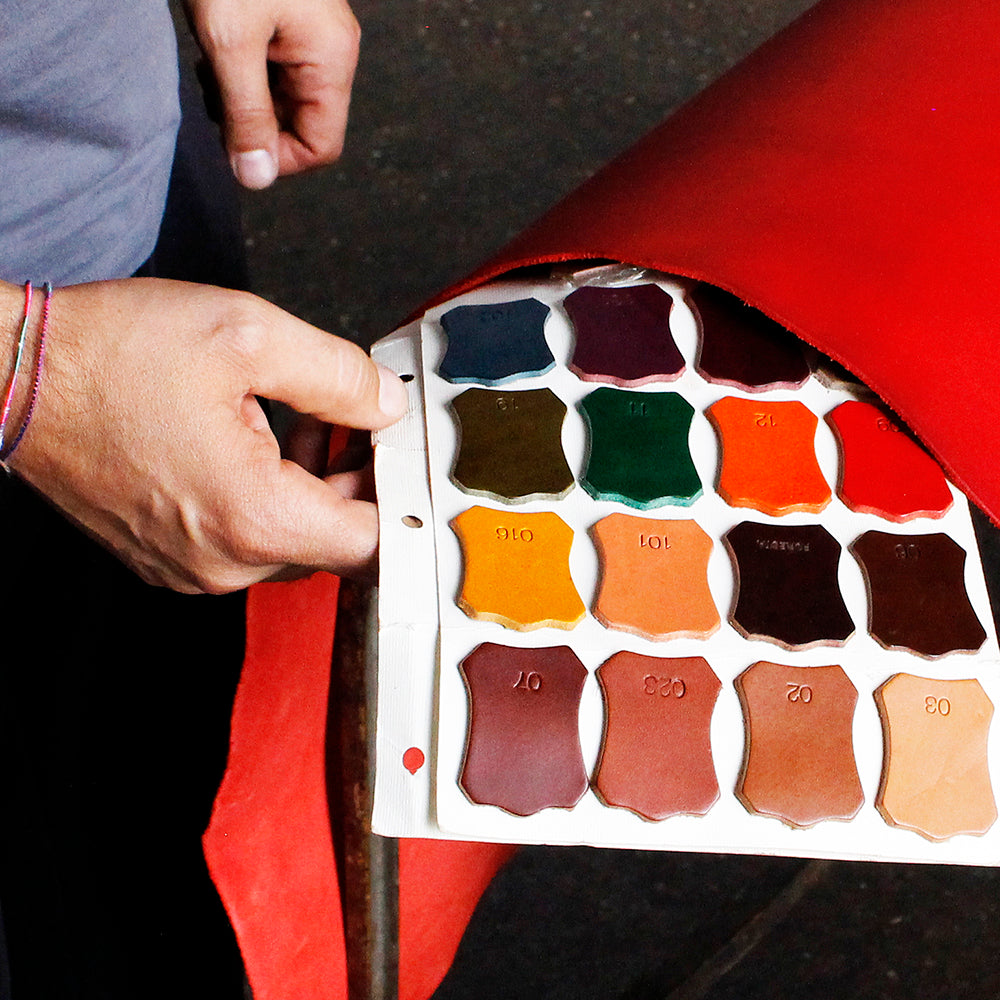 Leather Swatches & Swatch Books | Colour Cards for Leather | A & A ...